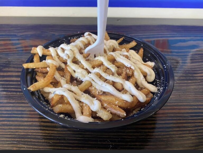 Hamburger Mikey – Best Hamburger in Muskegon!